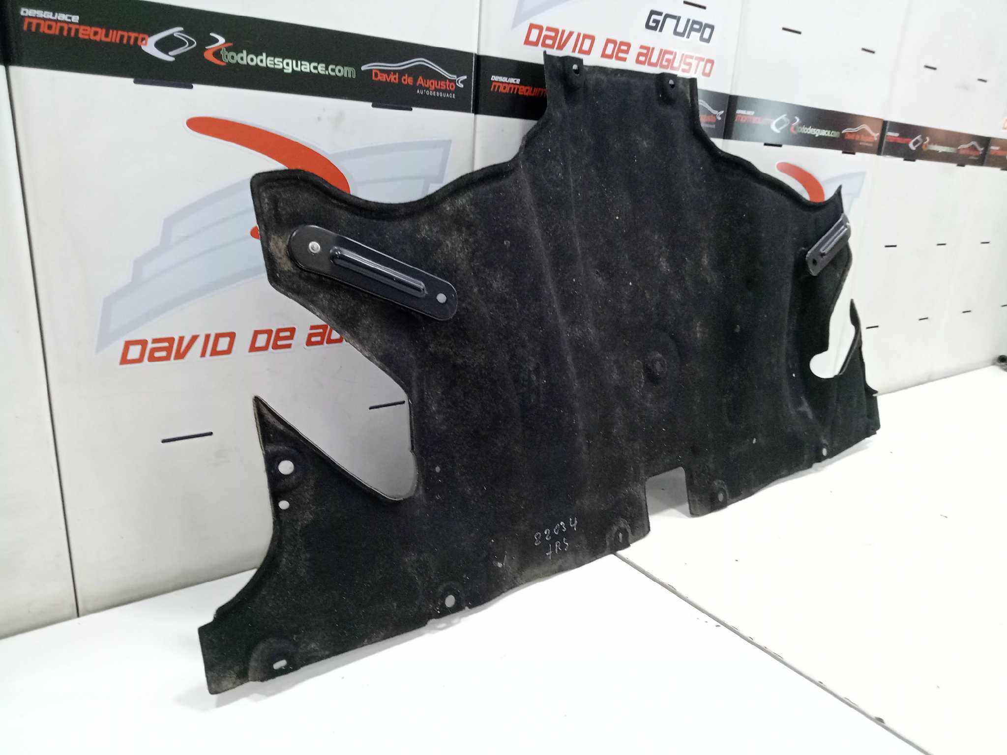 Cubrecarter-tesla-model-3-bev-long-range-awd